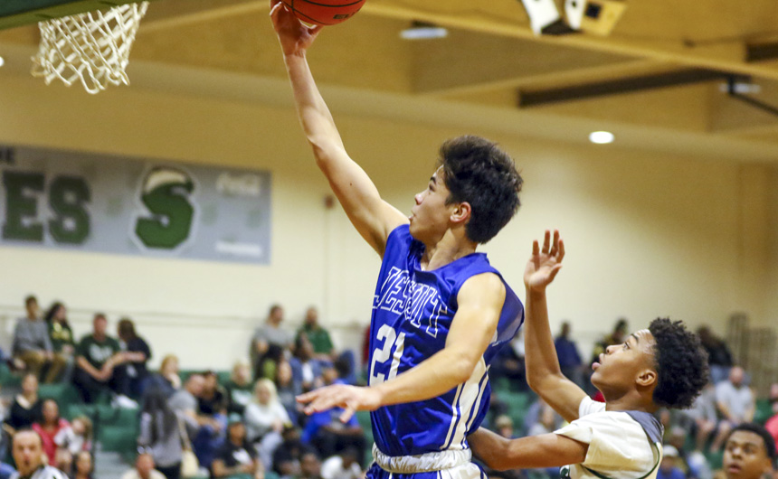 Basketball Clips Eagles in Overtime | Jesuit High School of New Orleans
