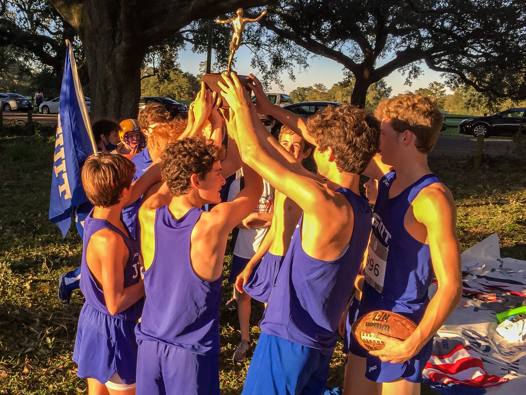 Jesuit Cross Country Team Looks to Win State Title | Jesuit High School ...