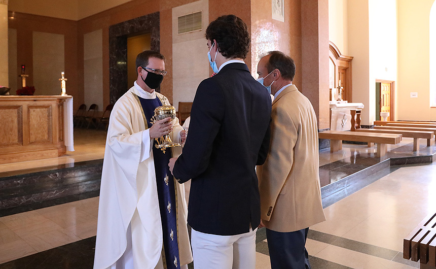 Annual Father-Son Mass Connects Blue Jays with Their Dads | Jesuit High ...
