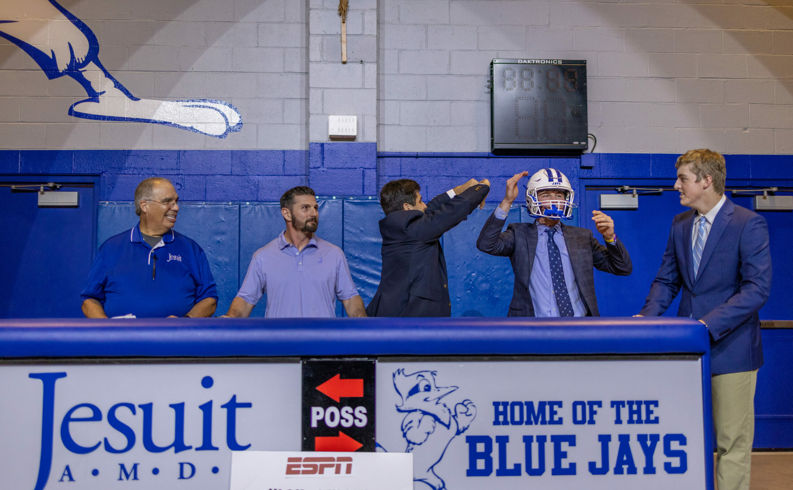 Jays Comeback to Welcome Week | Jesuit High School of New Orleans